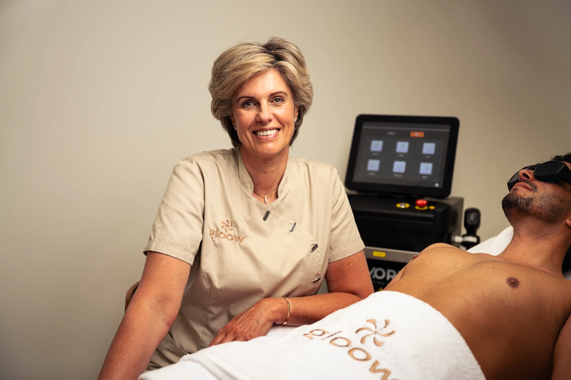 Over Gloow | De Grootste Laserkliniek van Nederland